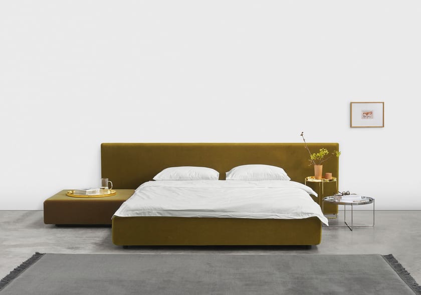 PARDIS Upholstered bed with high headboard By e15