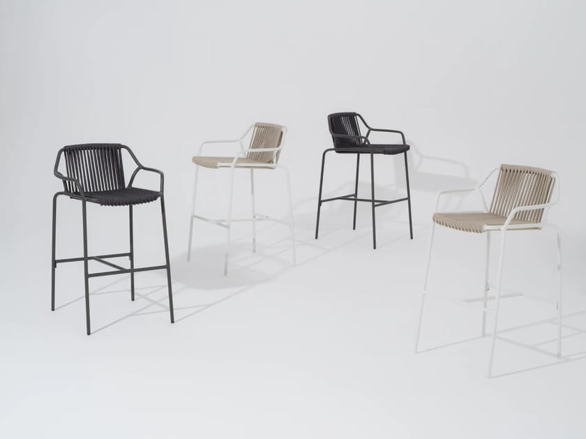 EASY | Stool By Contral