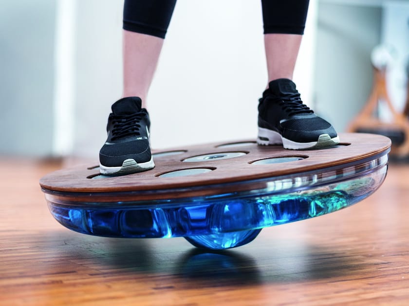 EAU ME BOARD Balance board in wood By WaterRower Nohrd