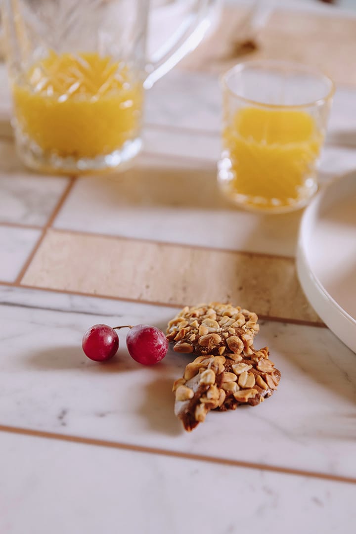 ECO-NIBBLES Table By Maami Home