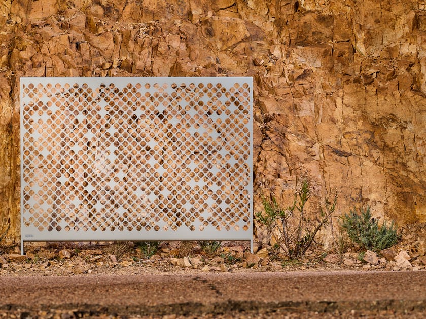 ELINIUM Steel Fixed barrier By CYRIA | design Jean-Michel Wilmotte