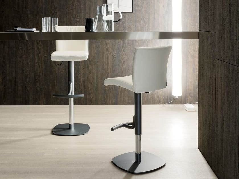 Ozzio Italia: Furniture Design | Archiproducts