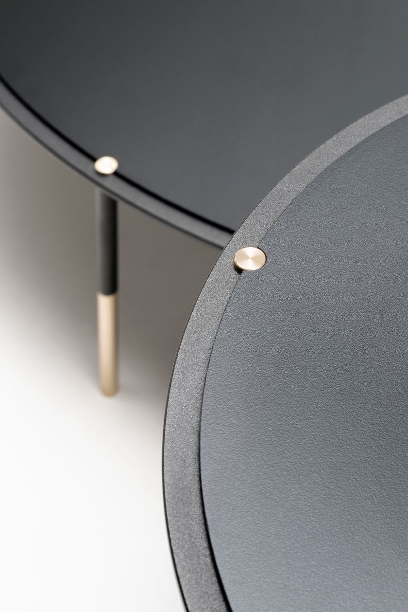 ERA TABLE Round HPL coffee table By Living Divani | design David Lopez ...