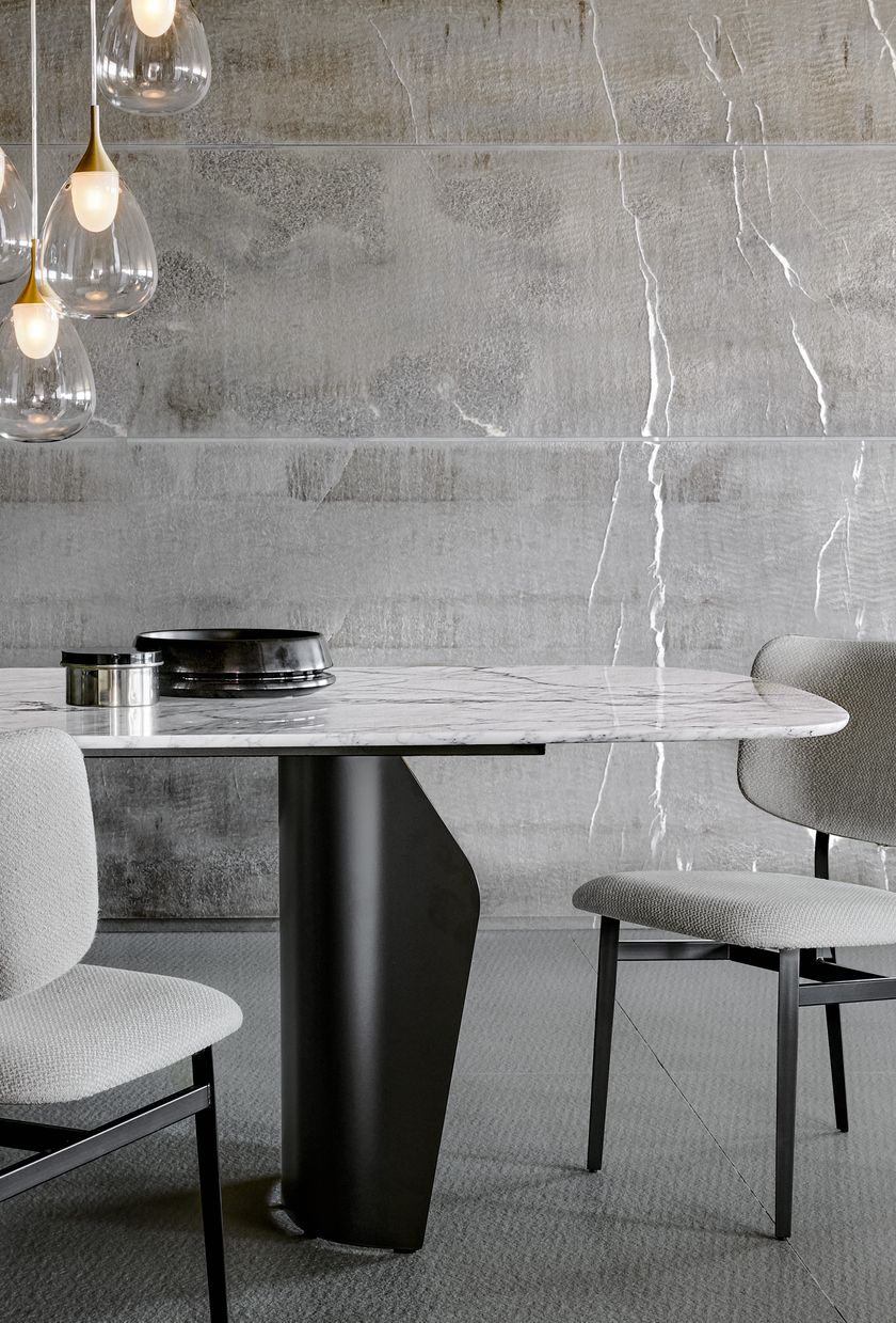 FLAME Barrel-shaped table By Bonaldo | design Gino Carollo