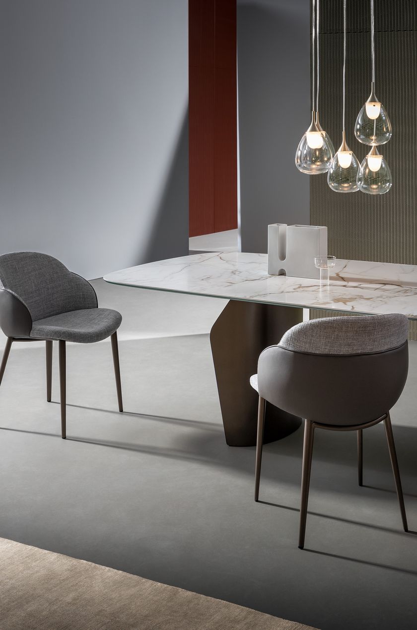 FLAME Barrel-shaped table By Bonaldo | design Gino Carollo
