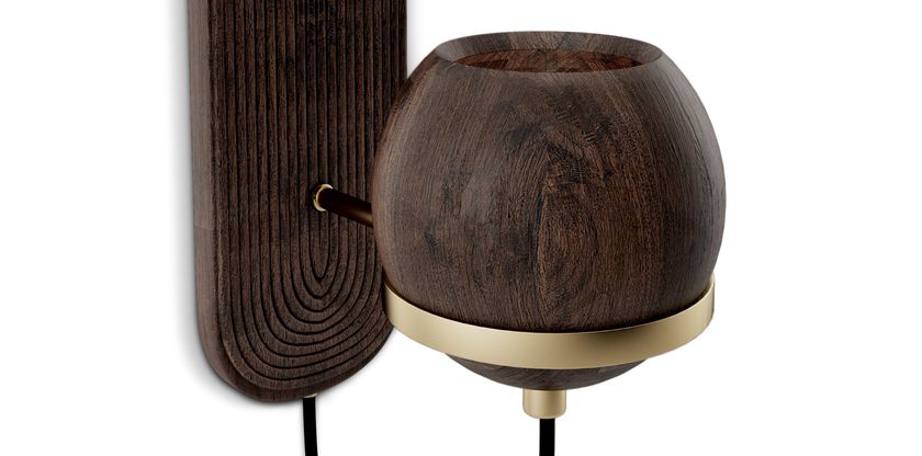 Handmade walnut wall lamp FLEMING By Wood Tailors Club