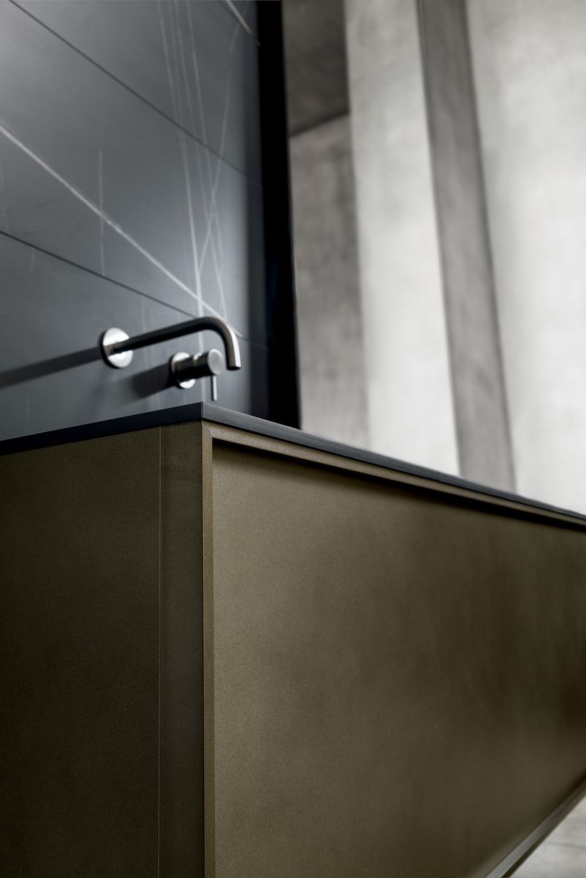 FRAME Single wall-mounted metal vanity unit with mirror By MODULNOVA ...