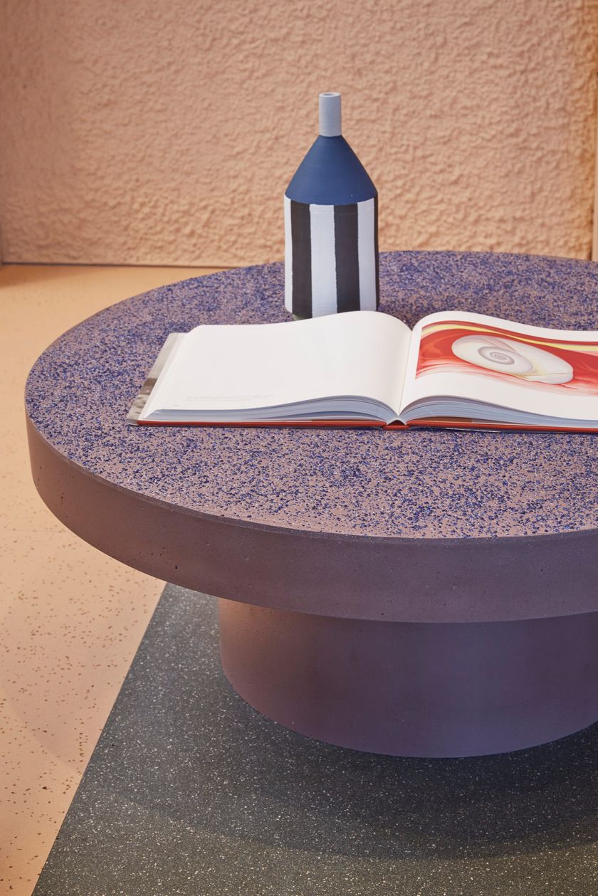 FRARI Round Cimento® coffee table By Cimento | design Patricia Urquiola