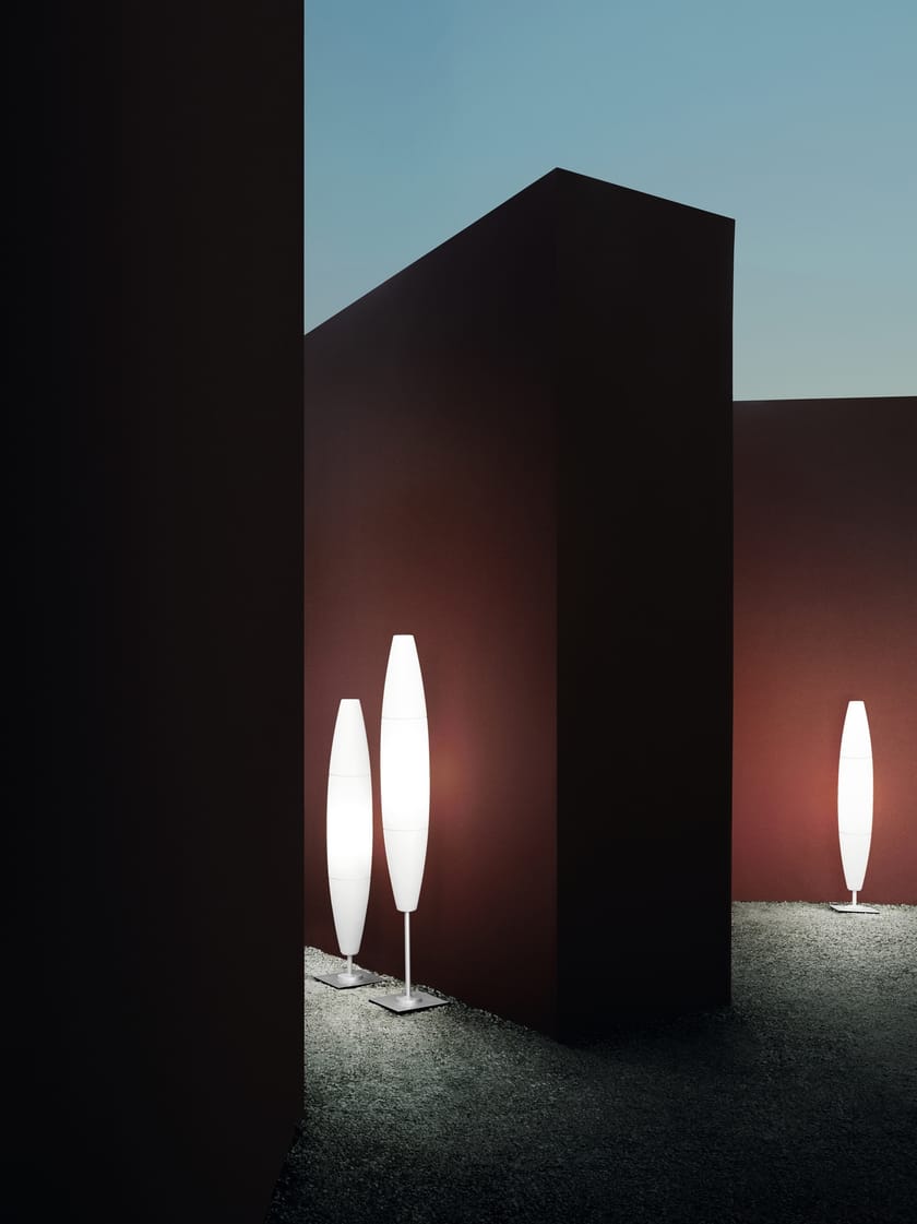 HAVANA Polyethylene floor lamp By Foscarini