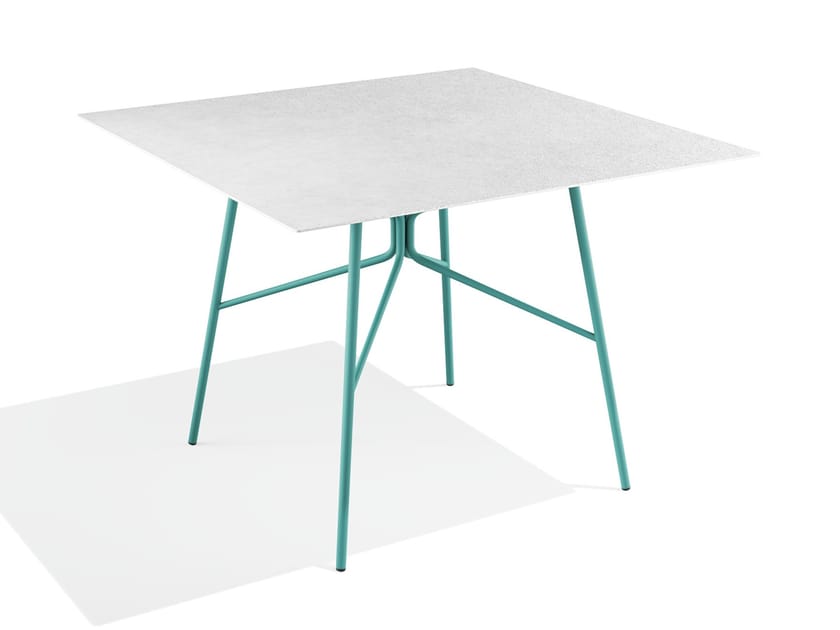 KISSI | HPL table By BABEL D design Denis Barbiero