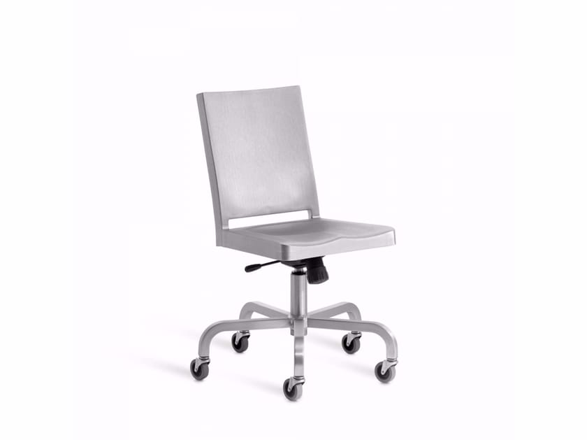 HUDSON | Chair with castors Hudson Collection By Emeco design Philippe ...