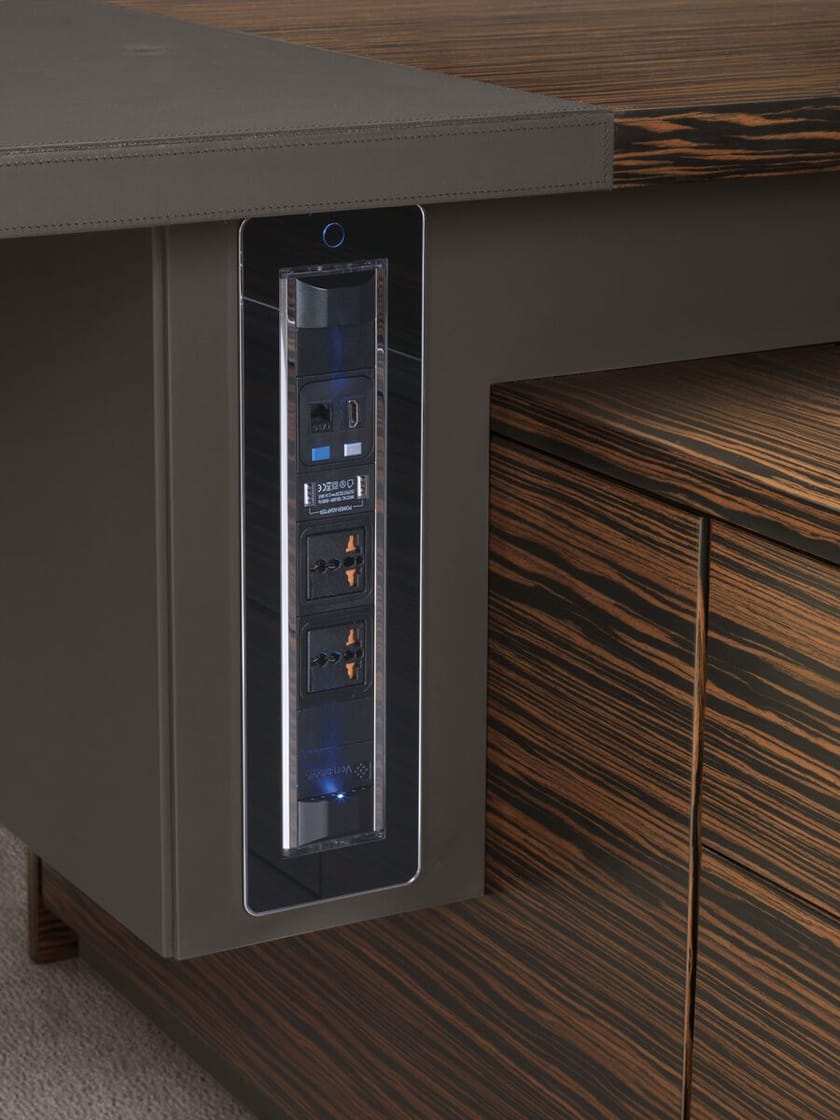 INCA Office desk By i 4 Mariani