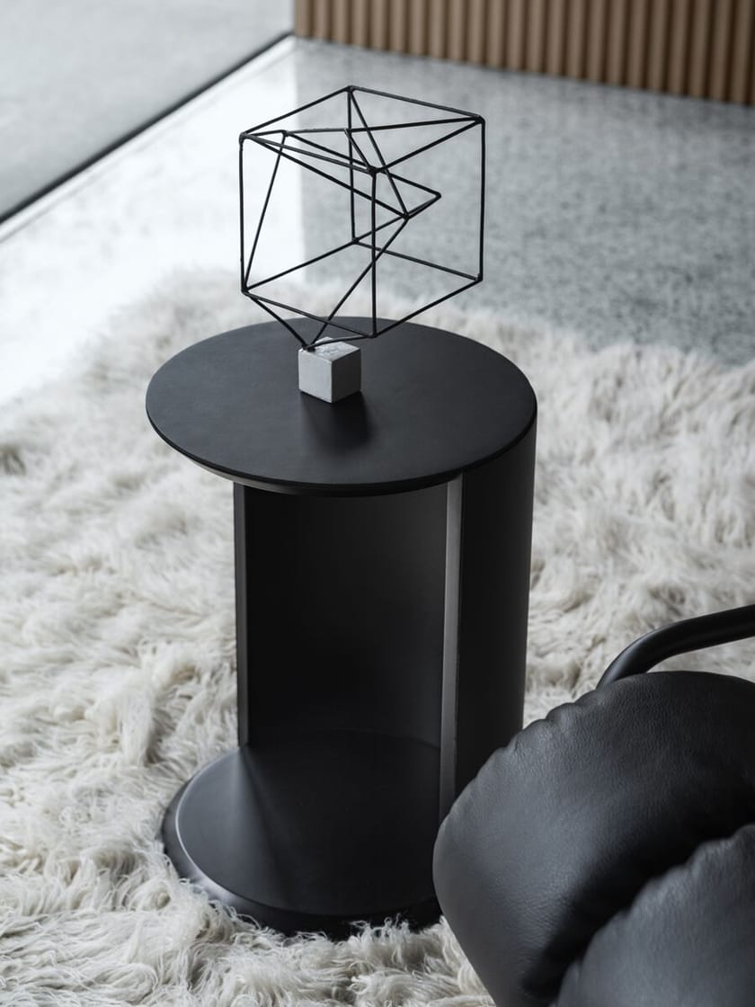 PAPIER Round wooden side table By i 4 Mariani | design Matteo Nunziati