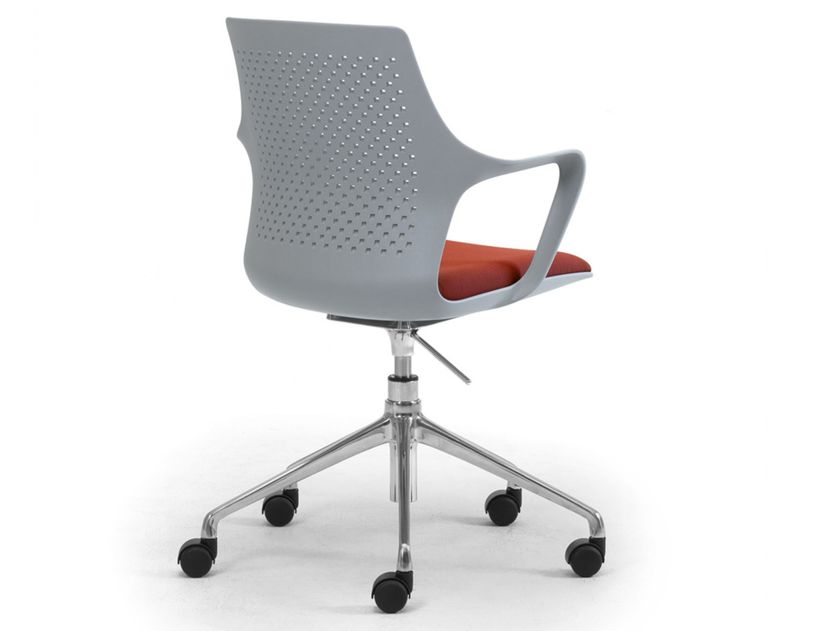 IPA | Office chair with 5-Spoke base By Leyform