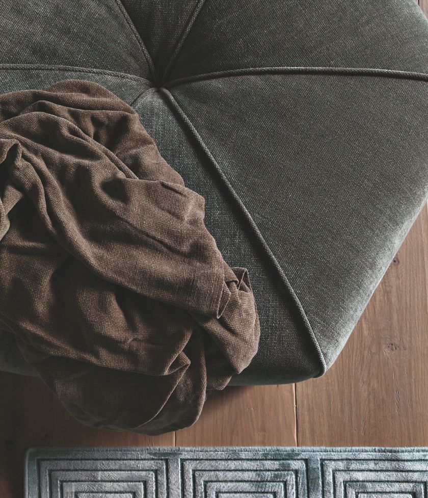 KINGSLEY Pouf imbottito in tessuto By SELVA