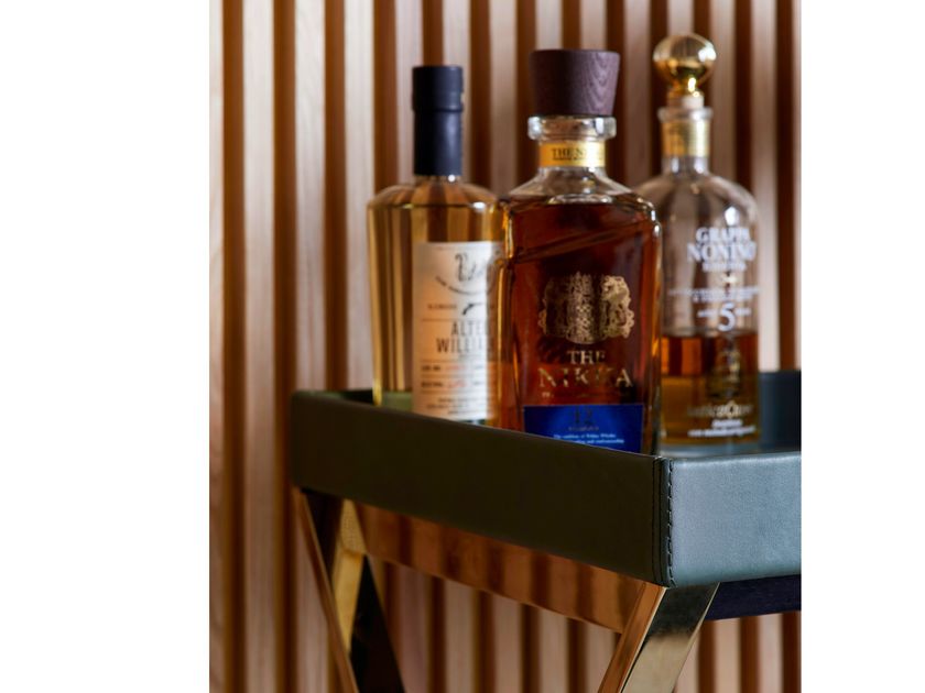 LAX | Coffee table with tray Lax Collection By more design Gil Coste