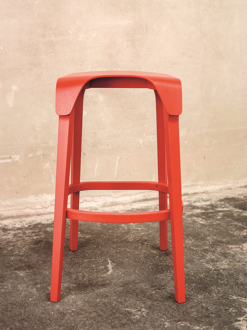 LEAF High wooden stool By TON | design E-ggs