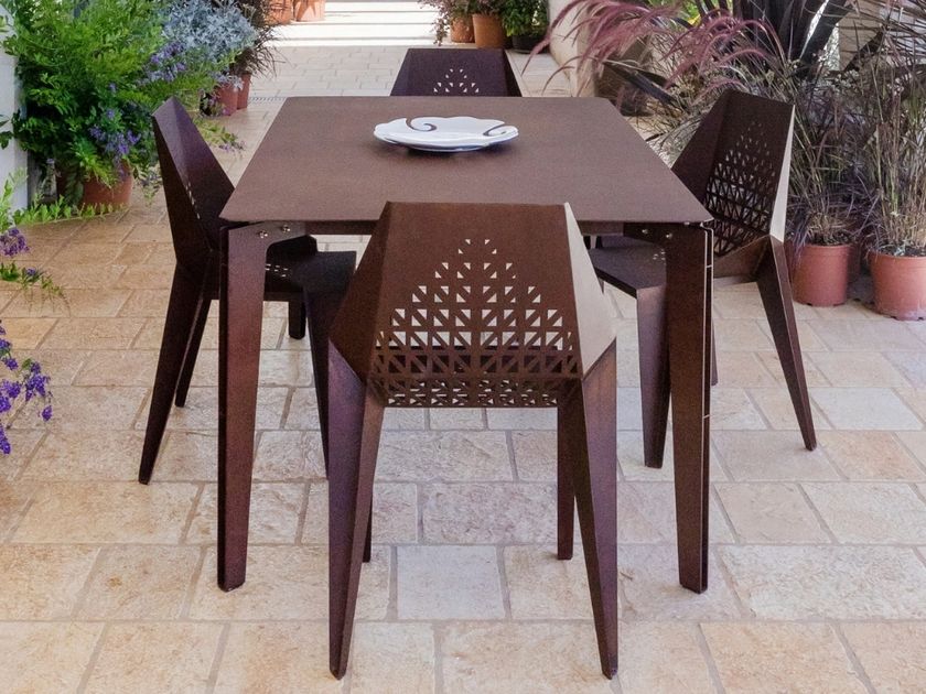 LEGGERO_001 | Tavolo in acciaio Corten™ Tavolo rettangolare in acciaio ...