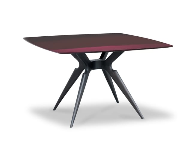 LIQUID LUNCH | Table carrée By BAXTER design Draga & Aurel