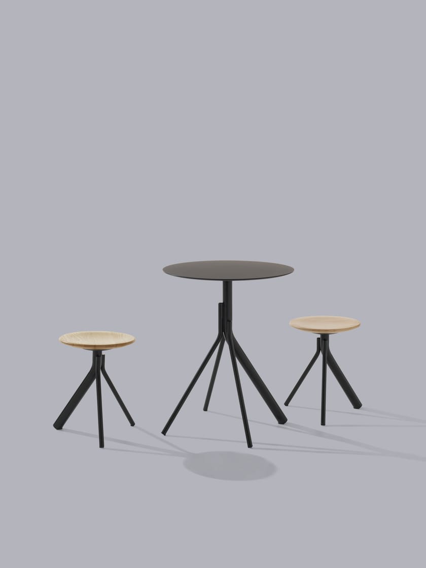 MAIN 1126 | Round table Round steel table By Et al. | design Lorenzo ...