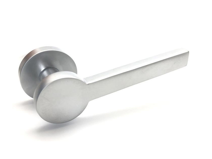 Zamak door handle with brushed finishing MARINA By KATCHMEE