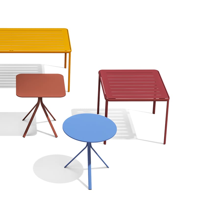 MELIK Round powder coated steel table with 3-star base By BABEL D ...