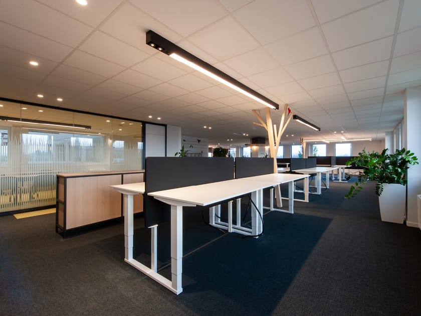 Ceiling mounted aluminium linear lighting profile for LED modules ...