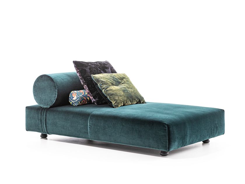 SALON NANÀ Fabric day bed By Moroso | design Annabel Karim Kassar