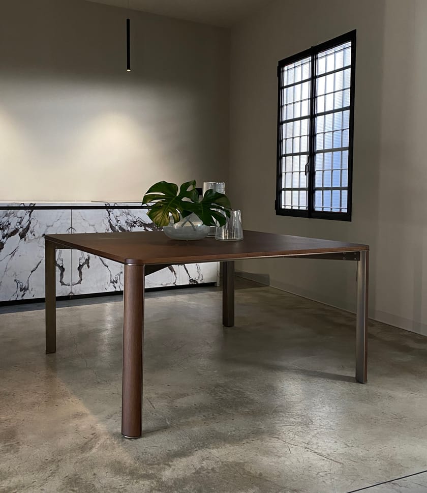 GREGORIO Wooden table By mg12 | design Monica Freitas Geronimi