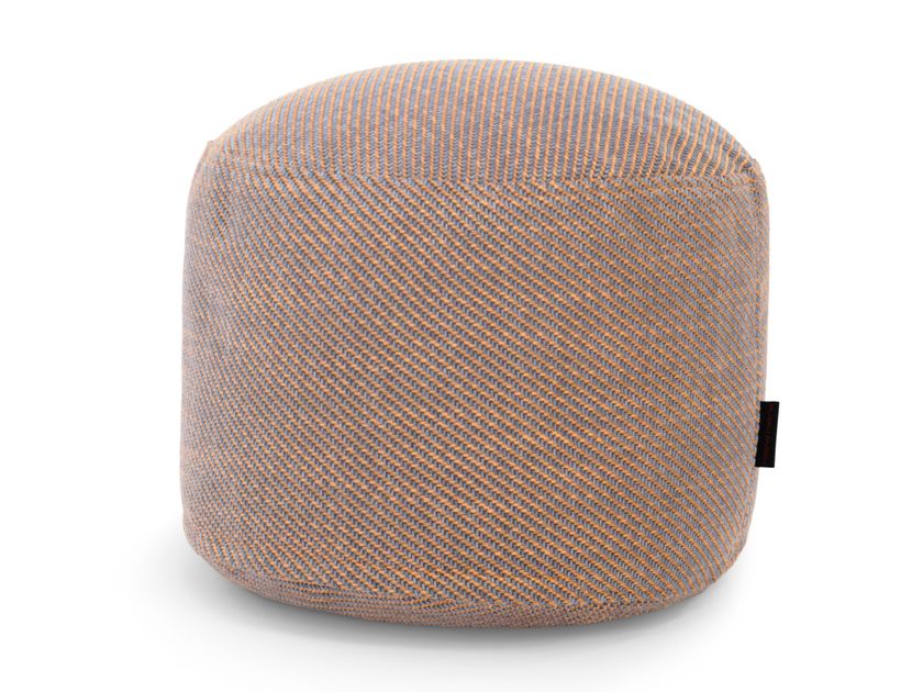 SIDEWAY Upholstered fabric pouf By Pusku pusku