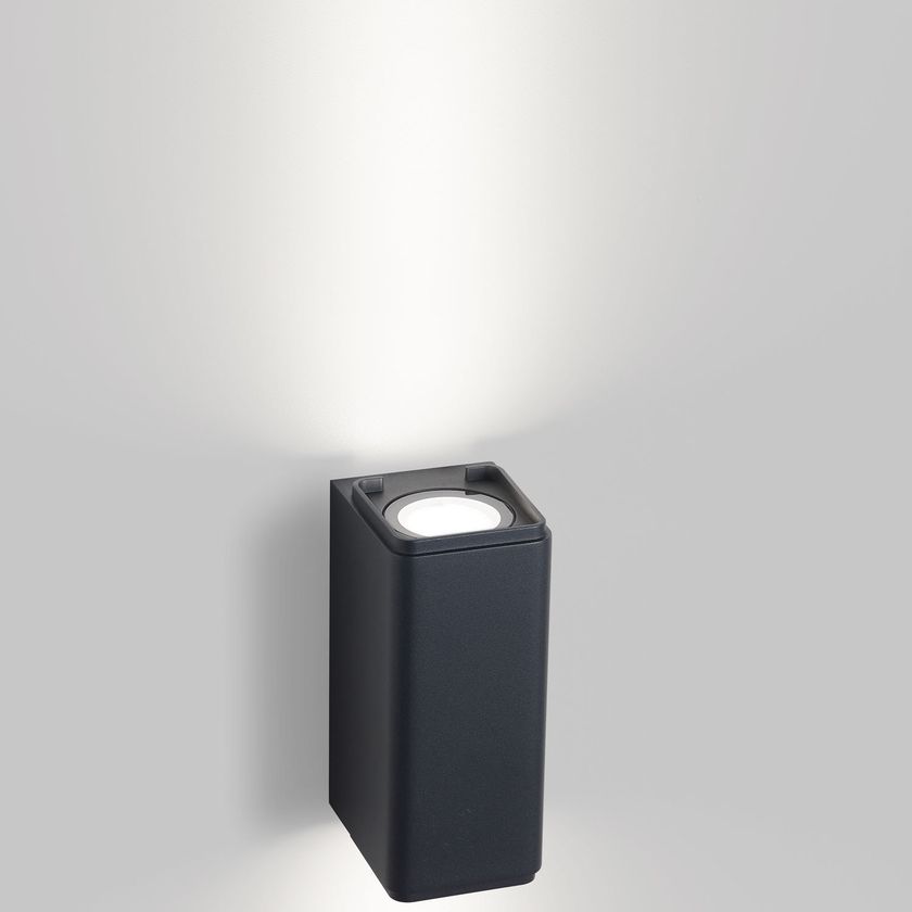 MOMBA | LED Outdoor wall Lamp By Delta Light