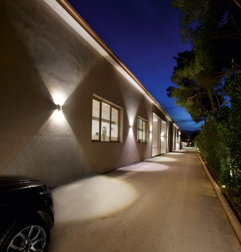 MONO II | Applique per esterno a LED By Delta Light