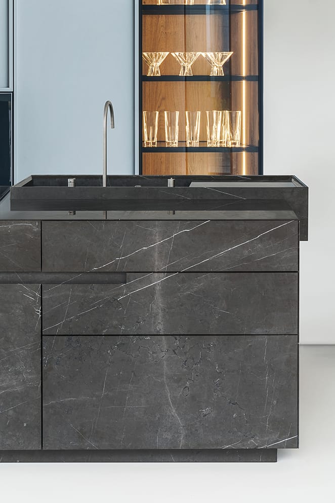 MONOLITH Marble kitchen with island By Zajc