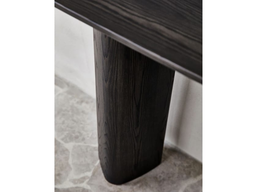 OSO Console table By more