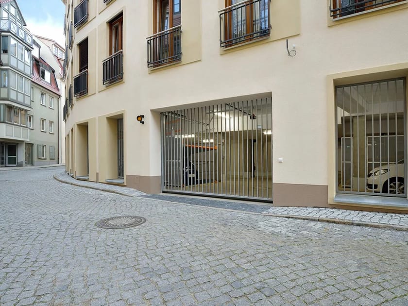 SISTEMA DI PARCHEGGIO MULTIBASE 2042 Sistema di parcheggio automatico By CARMEC