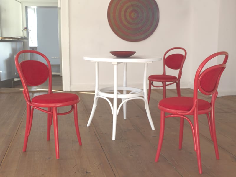 Wooden chair N° 20 | Chair with integrated cushion By TON