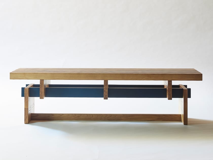 Oak bench NO. 1 By Listen Communication design Sangyoon Kim