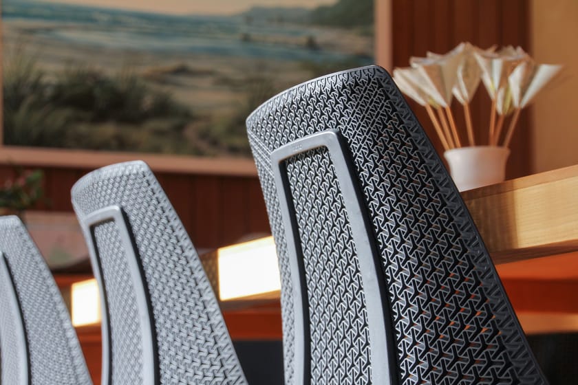 ECONYL® chair noho move™chair black By noho design Formway