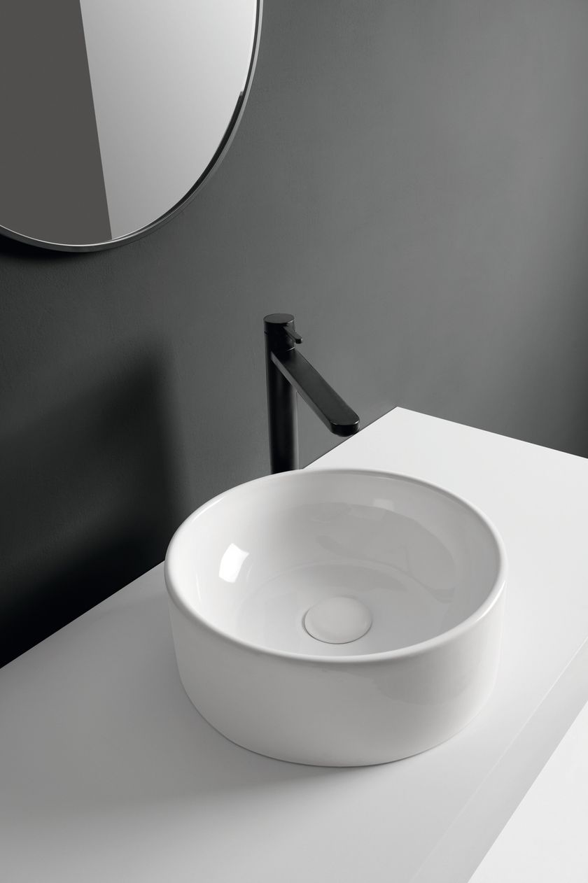 NORMAL | Lave-mains rond By Axa design Romano Adolini