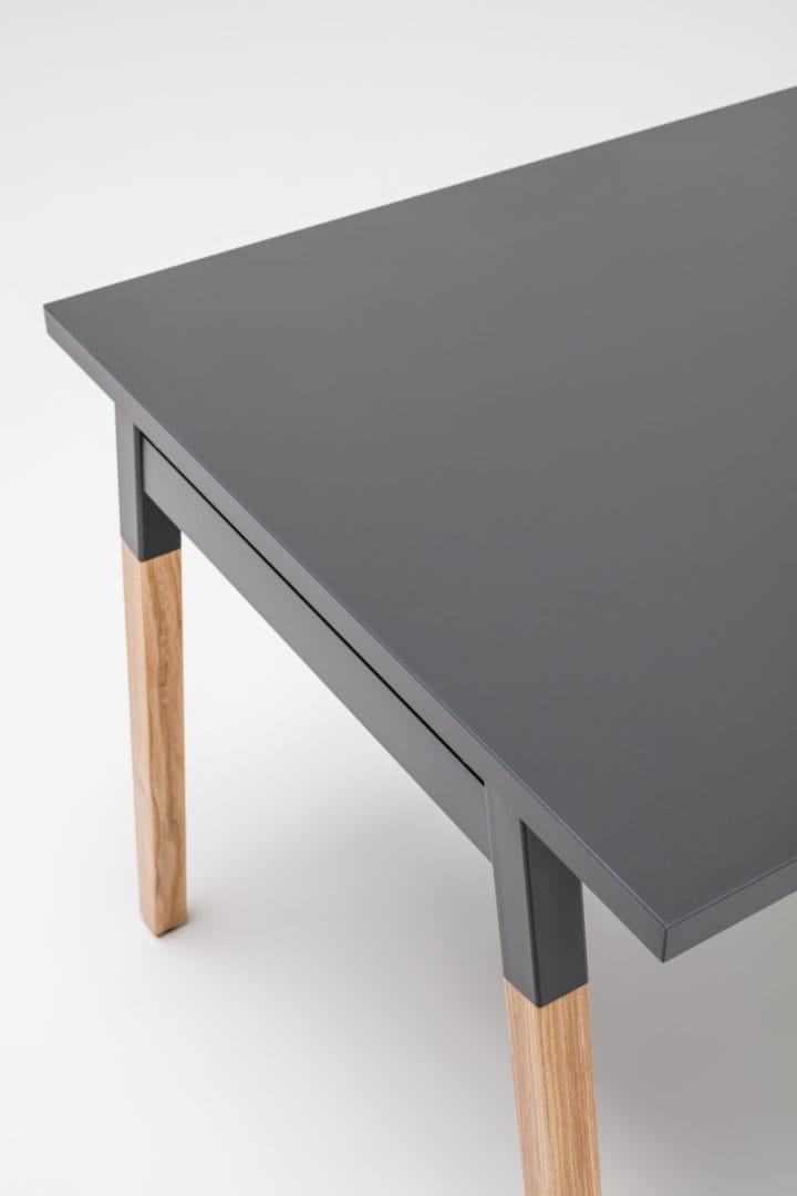 Rectangular workstation desk OGI_W | Office desk Ogi Collection By MDD