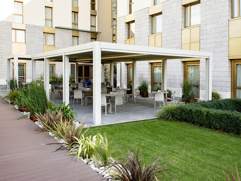 OPEN+ | Freestanding pergola By Mioni