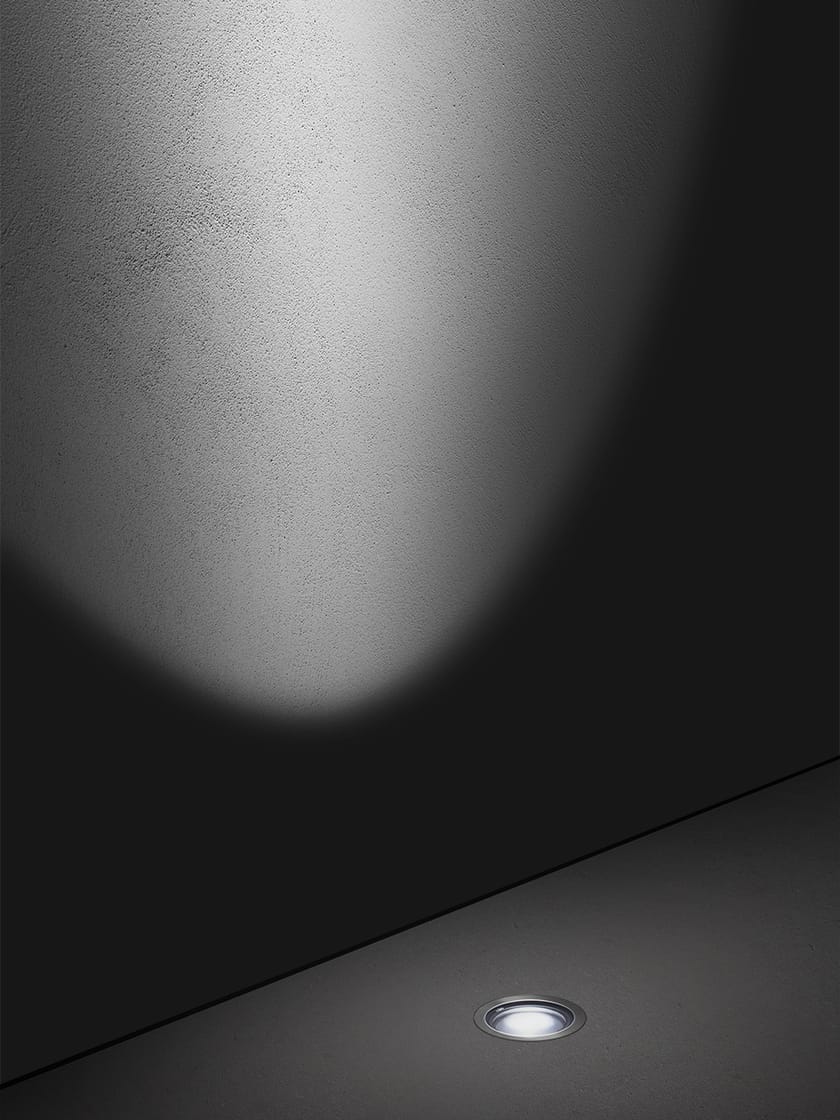 ORMA_A Outdoor spotlight By Linea Light Group