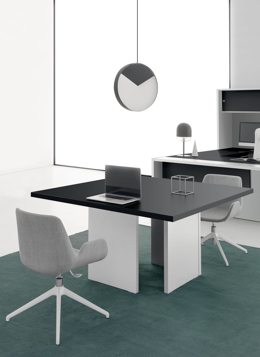 OXFORD | Square meeting table By DVO design Antonio Morello