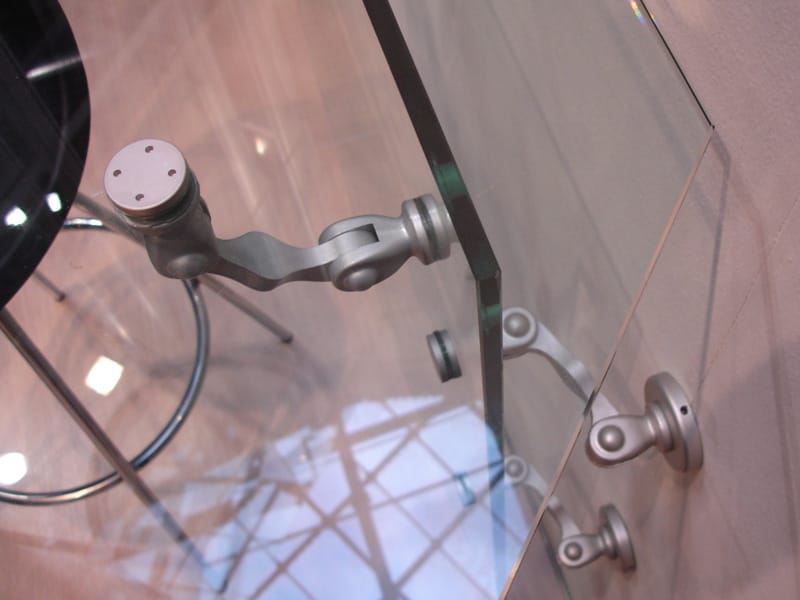 Aluminium Anchorage system and profile for a facade OXIDAL 1010 By ...