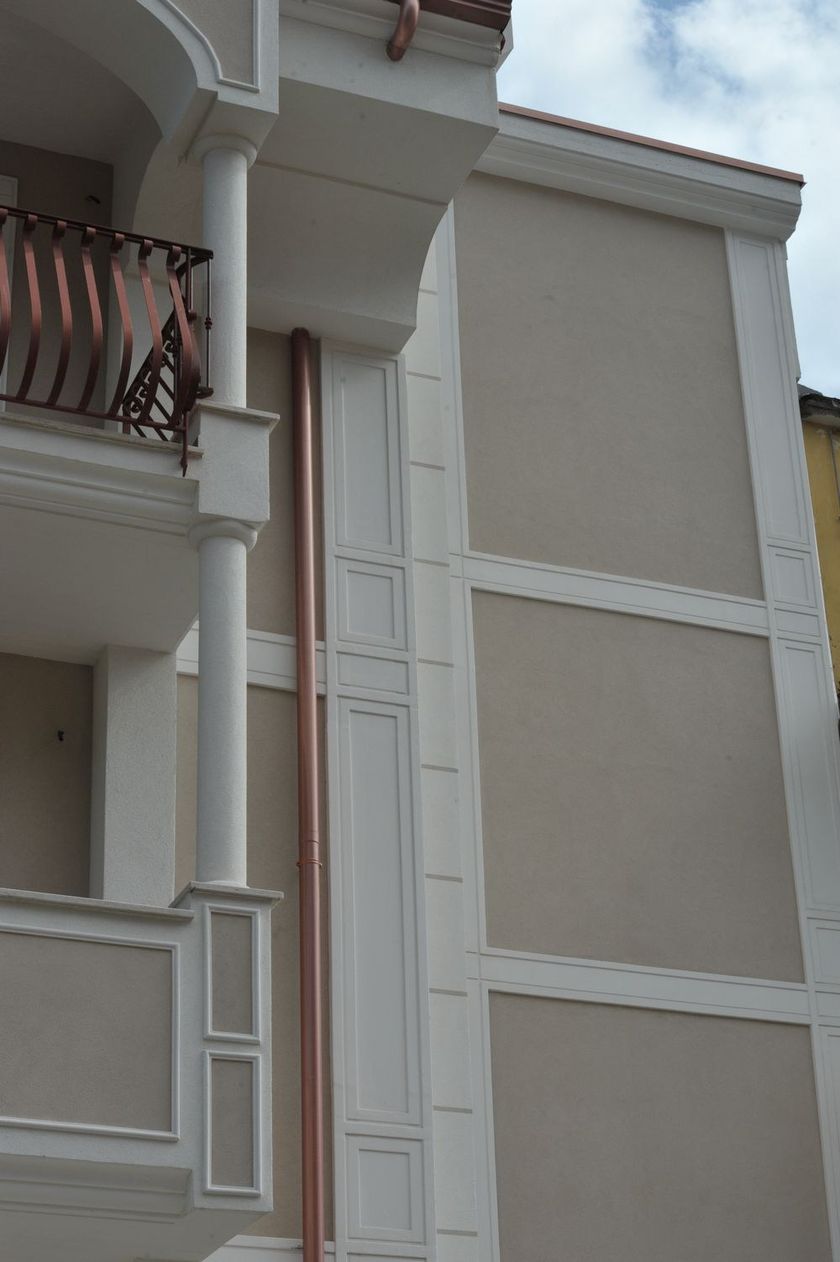 Lesena By NEW COMING