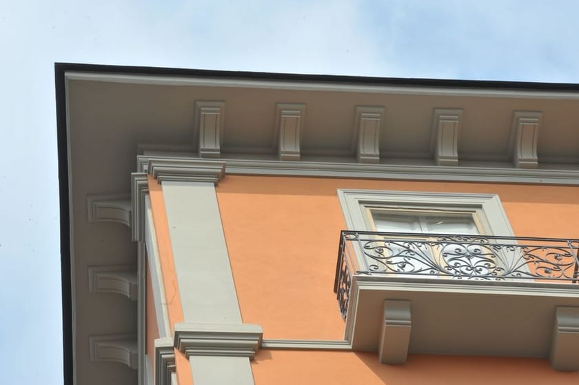 Lesena By NEW COMING