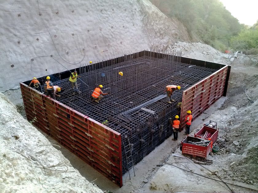 Modular formwork MIDIPLUS By ULMA Construction