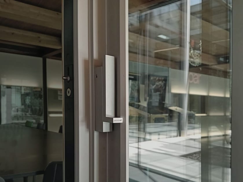 AH! SECURITY Window fittings By panoramah!