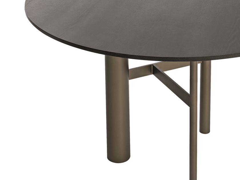 PARK Round wooden dining table By Shake