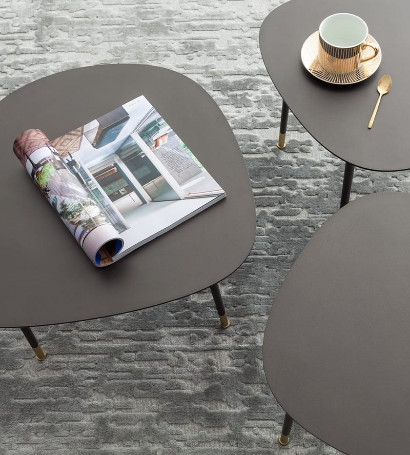 ENJOY Low metal coffee table for living room By Morica Design